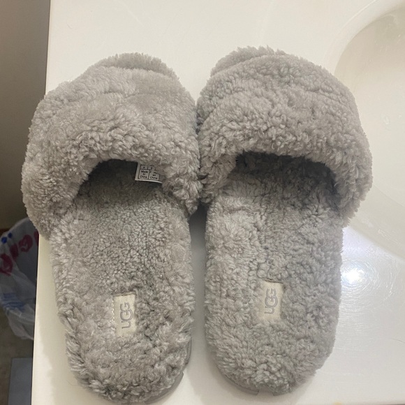 UGG | Shoes | Ugg Soft Gray Plush Slippers Hard Bottom | Poshmark